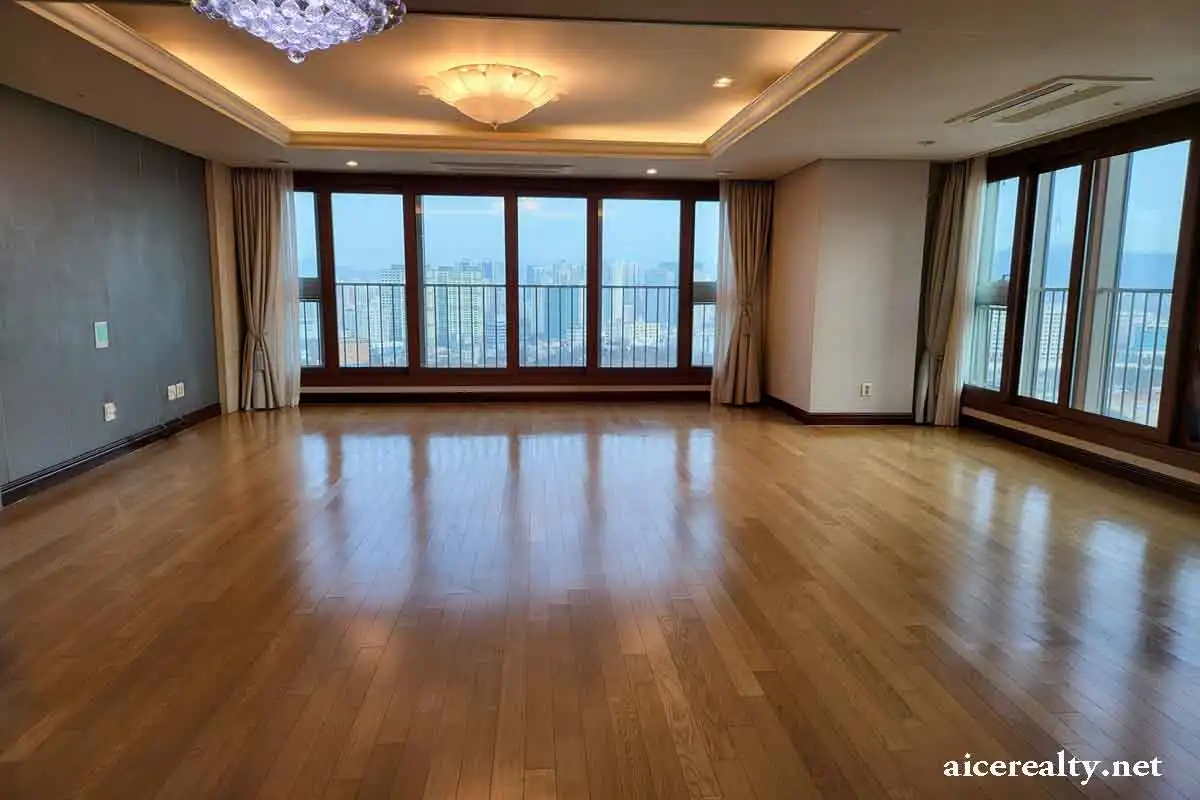 Park Tower 62 Type - Alice Realty
